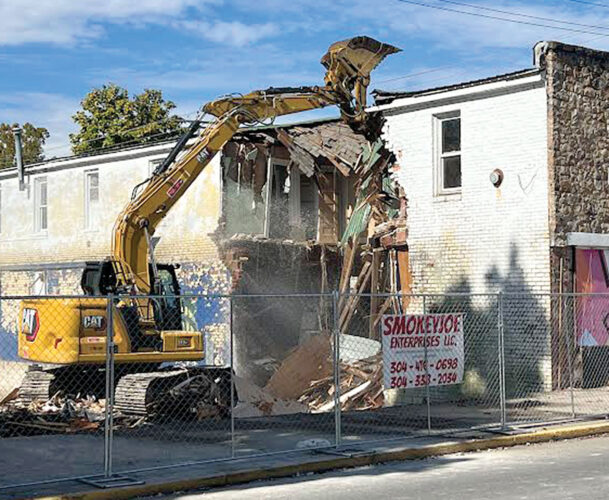 Demolition Project Underway | News, Sports, Jobs - The Intermountain